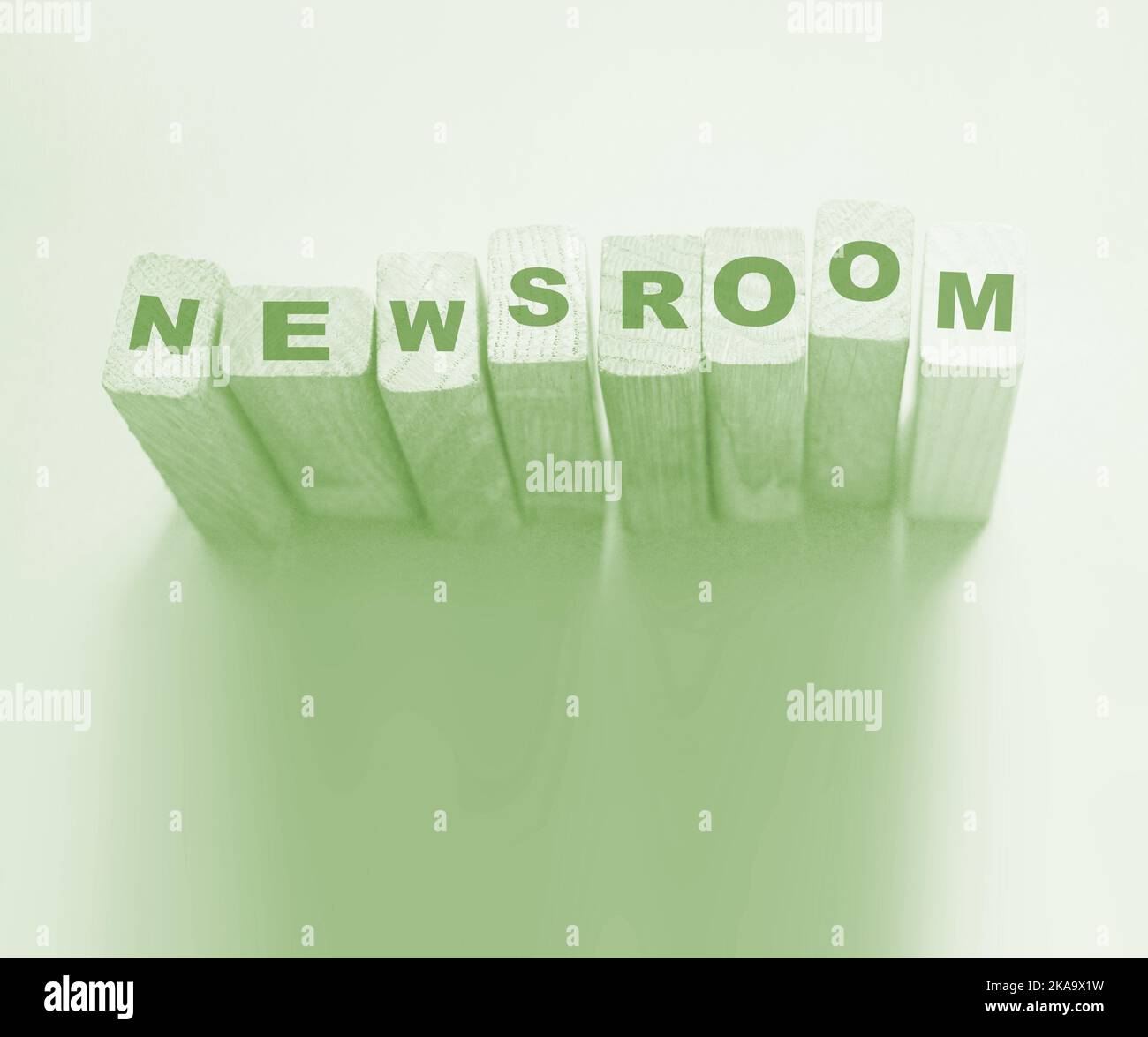 Newsroom writing hi-res stock photography and images - Alamy