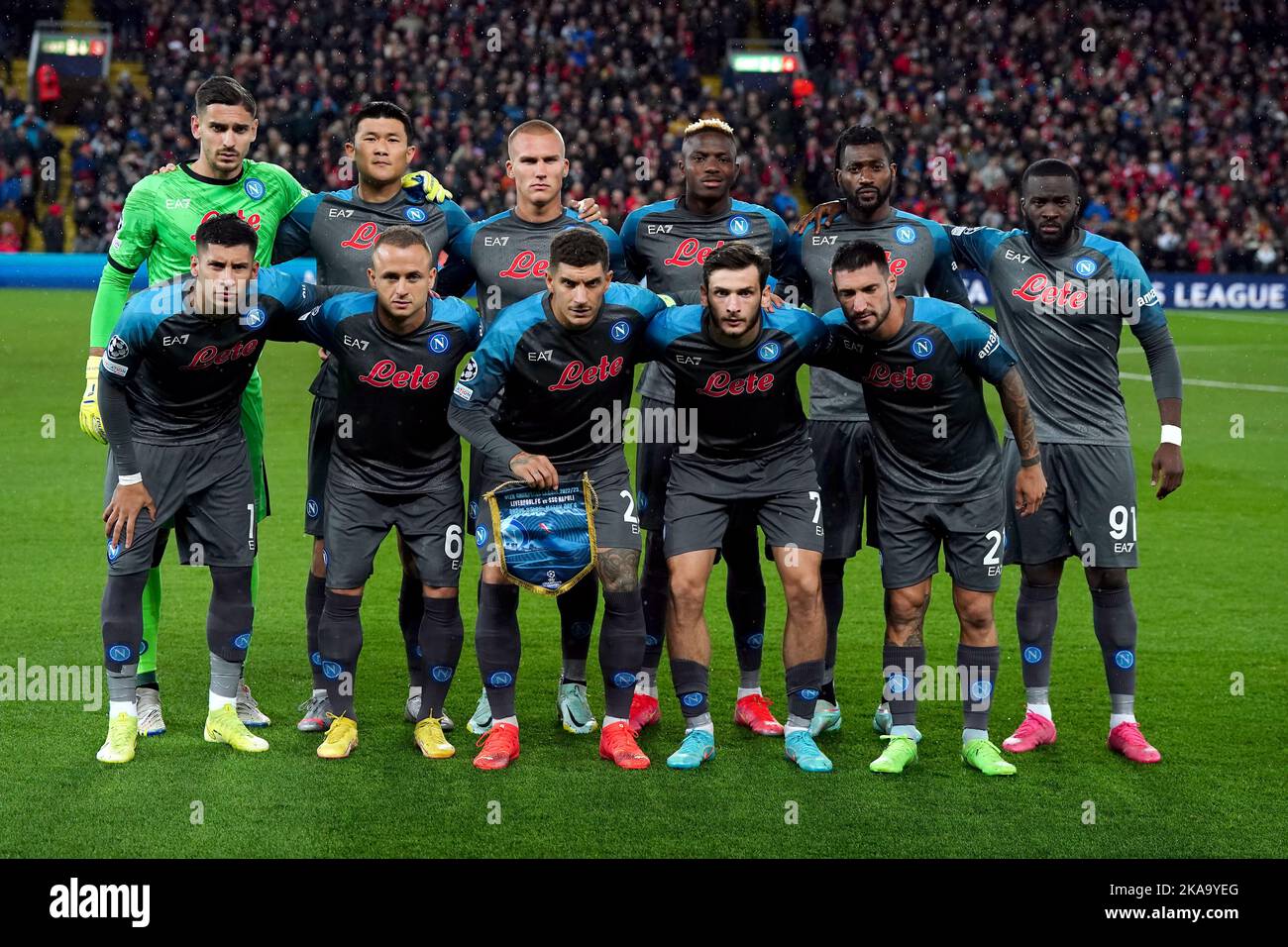 Line up napoli hi-res stock photography and images - Alamy