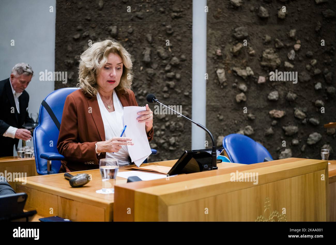 2022-11-01 21:00:51 THE HAGUE - Speaker of the House Vera Bergkamp ...