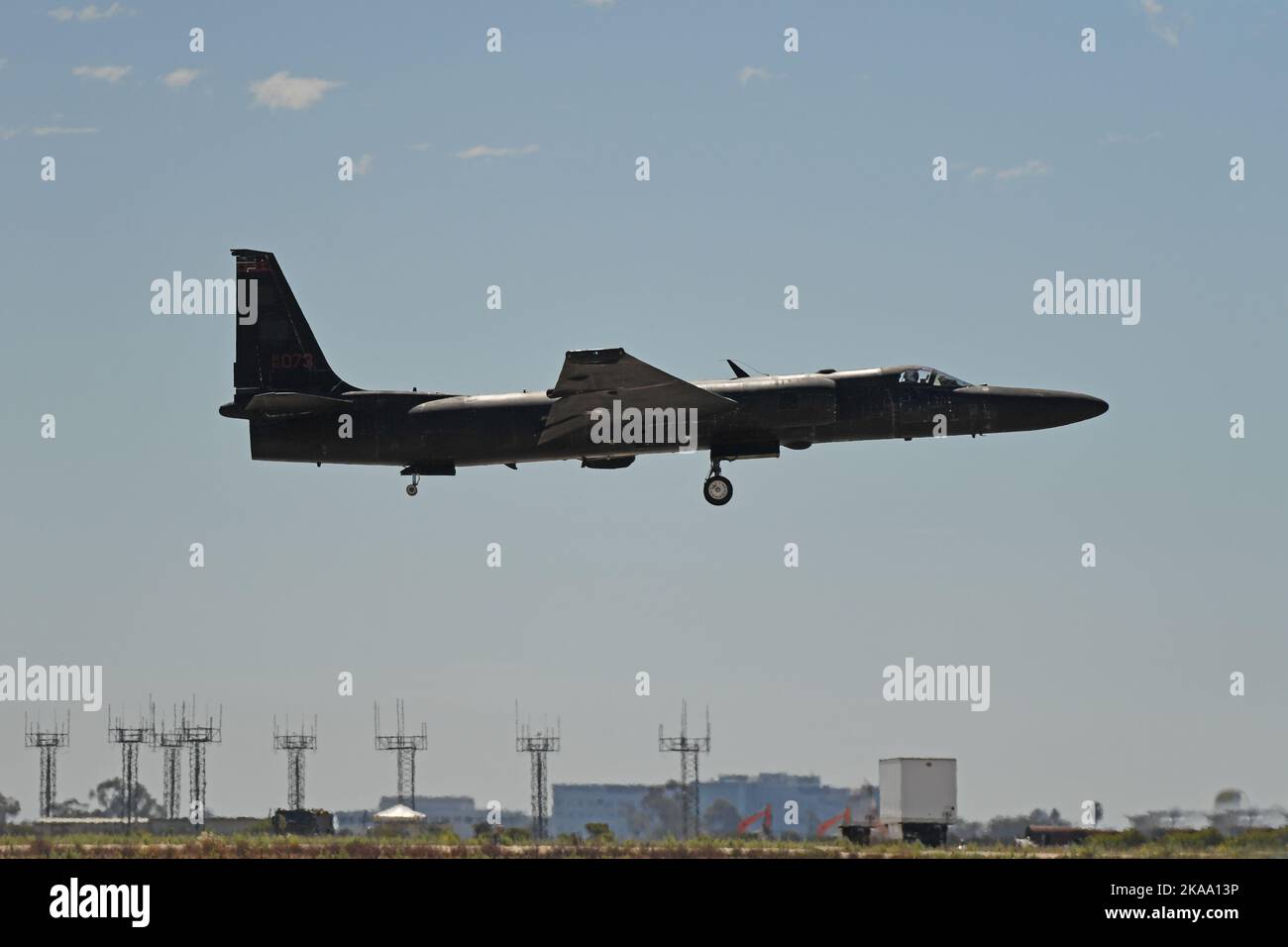 Lockheed U-2 "Dragon Lady" landing Stock Photo - Alamy