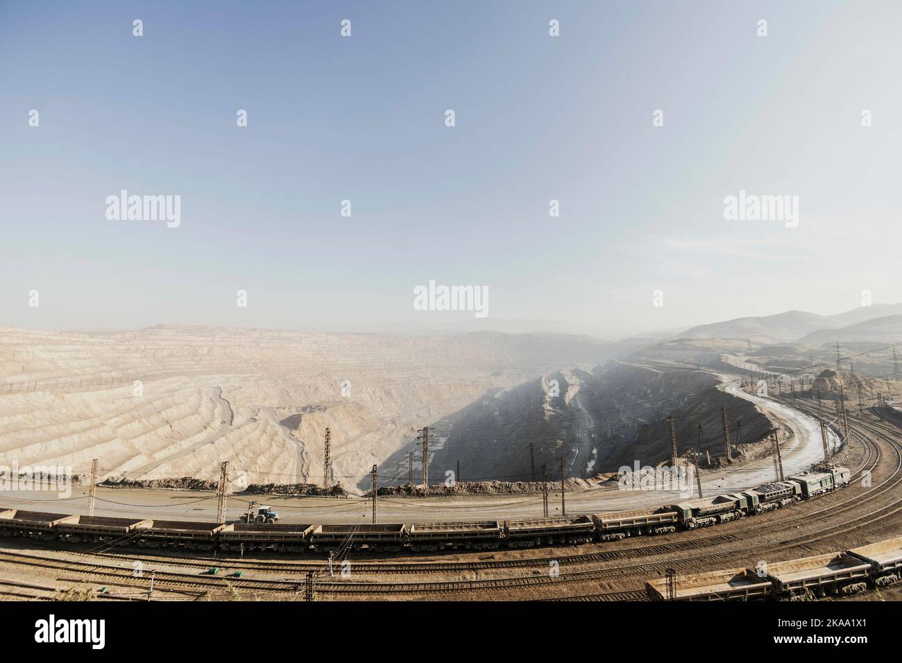 Usbekistan train hi-res stock photography and images - Alamy