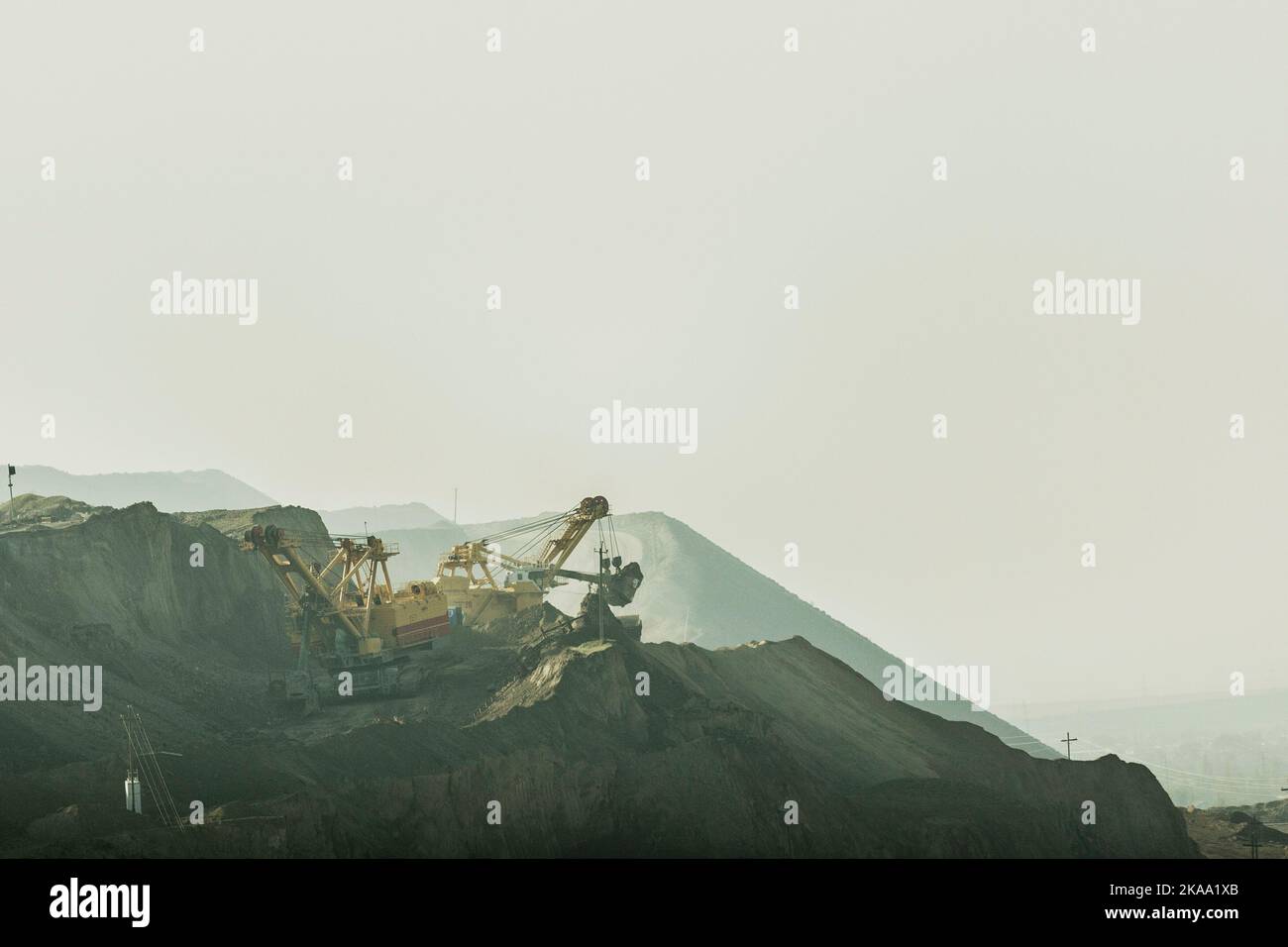 Almalyk mining plant open pit mine mine mining copper copper hi-res ...