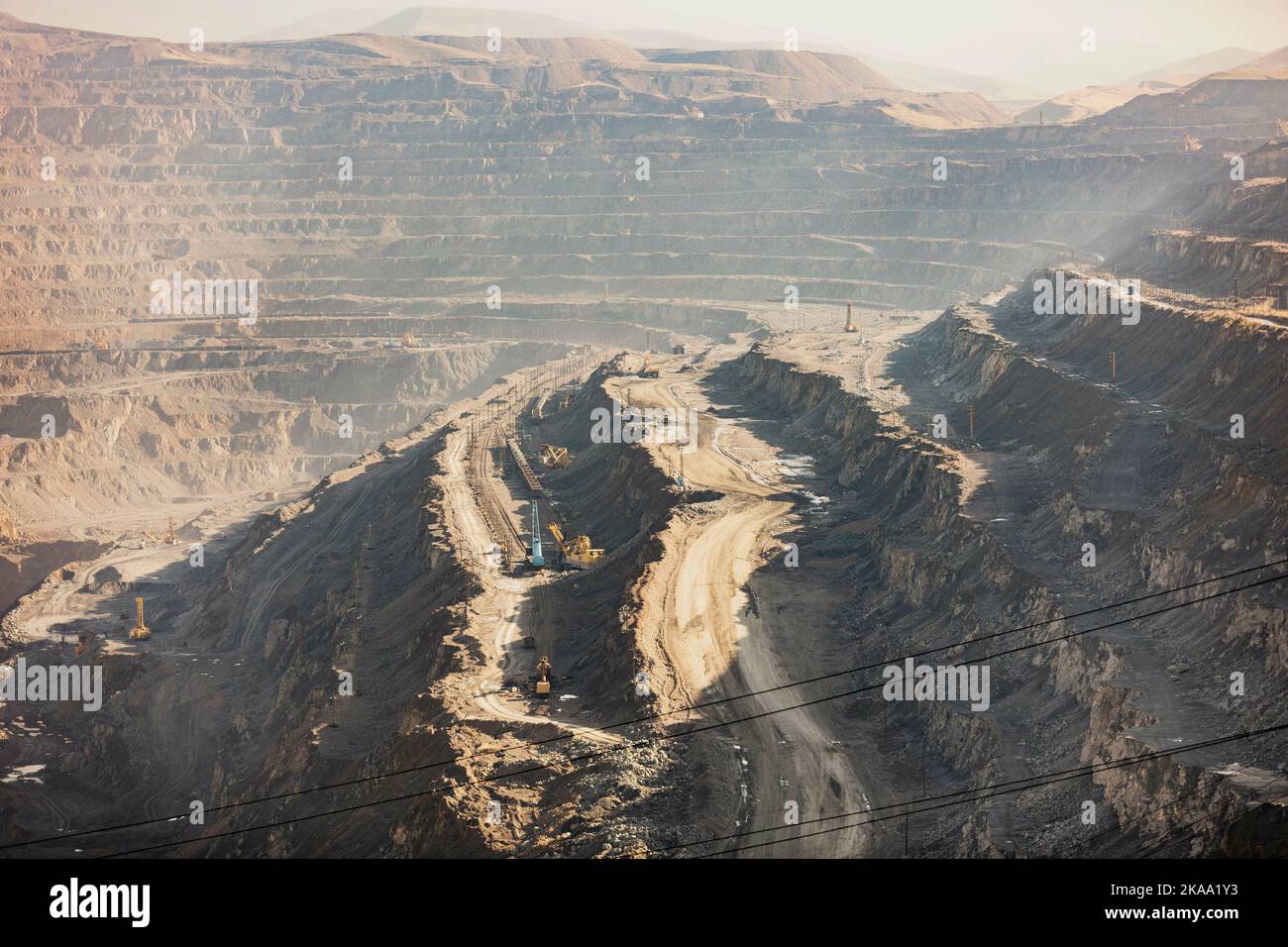 Almalyk, Usbekistan. 01st Nov, 2022. View of the Almalyk Mining Plant ...