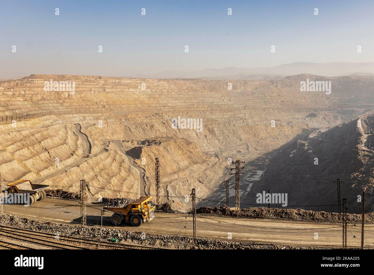 Almalyk, Usbekistan. 01st Nov, 2022. Dump trucks move at the Almalyk ...