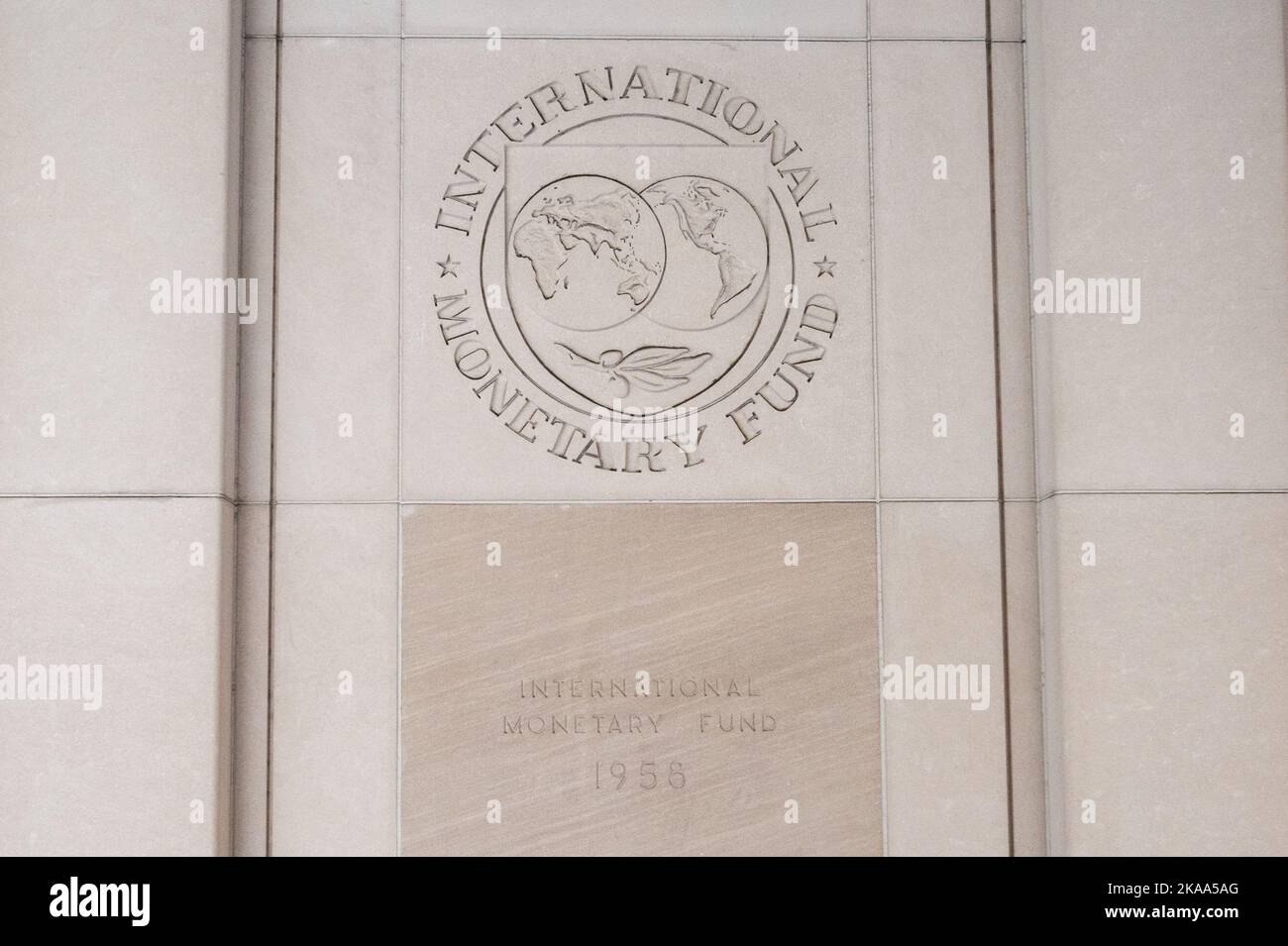 Imf building washington hi-res stock photography and images - Alamy