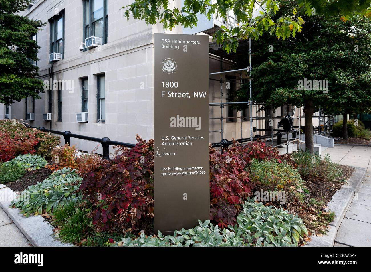 General services hi-res stock photography and images - Alamy