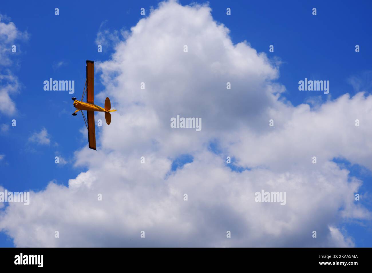 Turn maneuver hi-res stock photography and images - Alamy