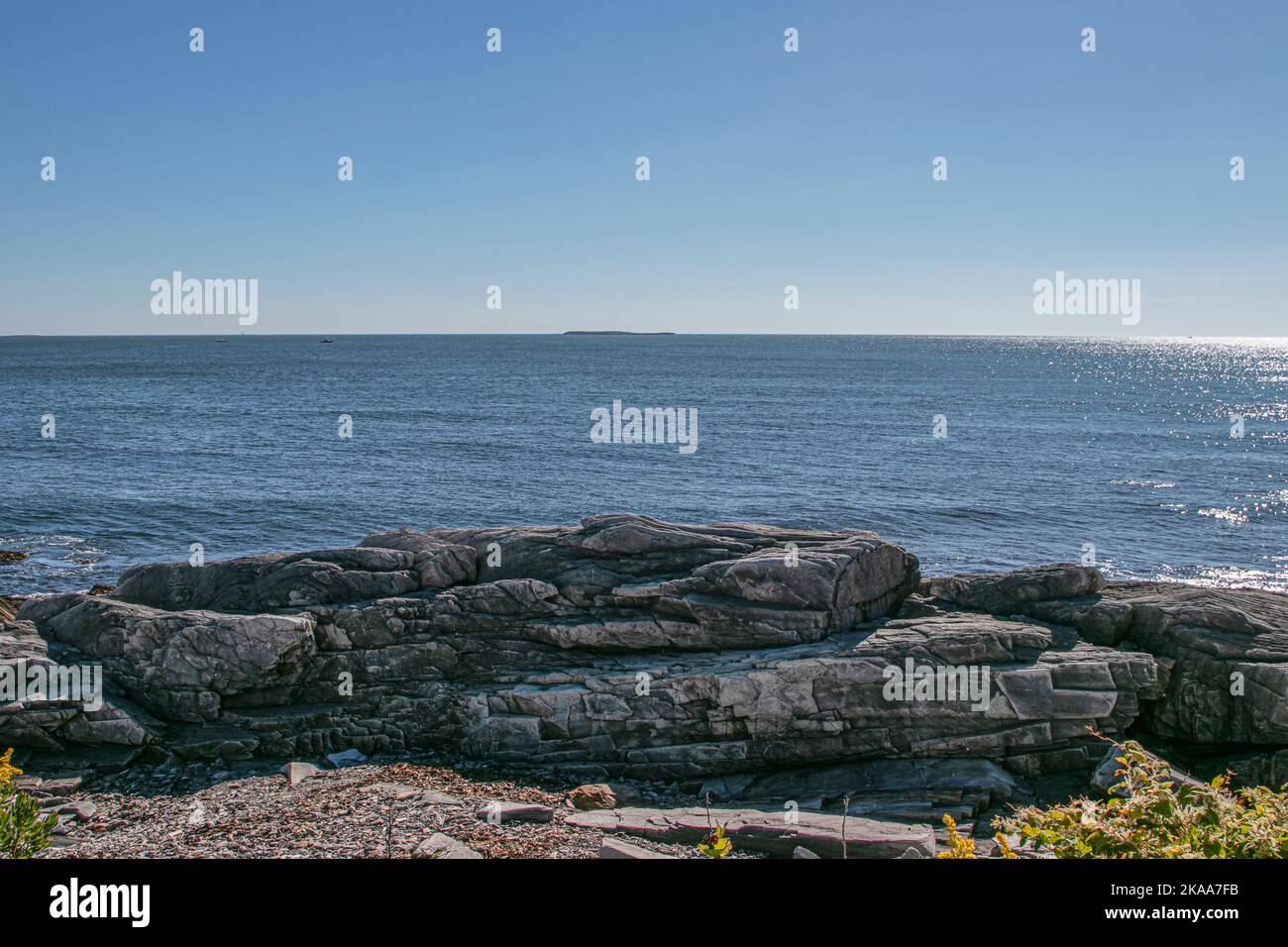 The stunning coastal views of outer Portland Harbor, Maine from Peaks ...