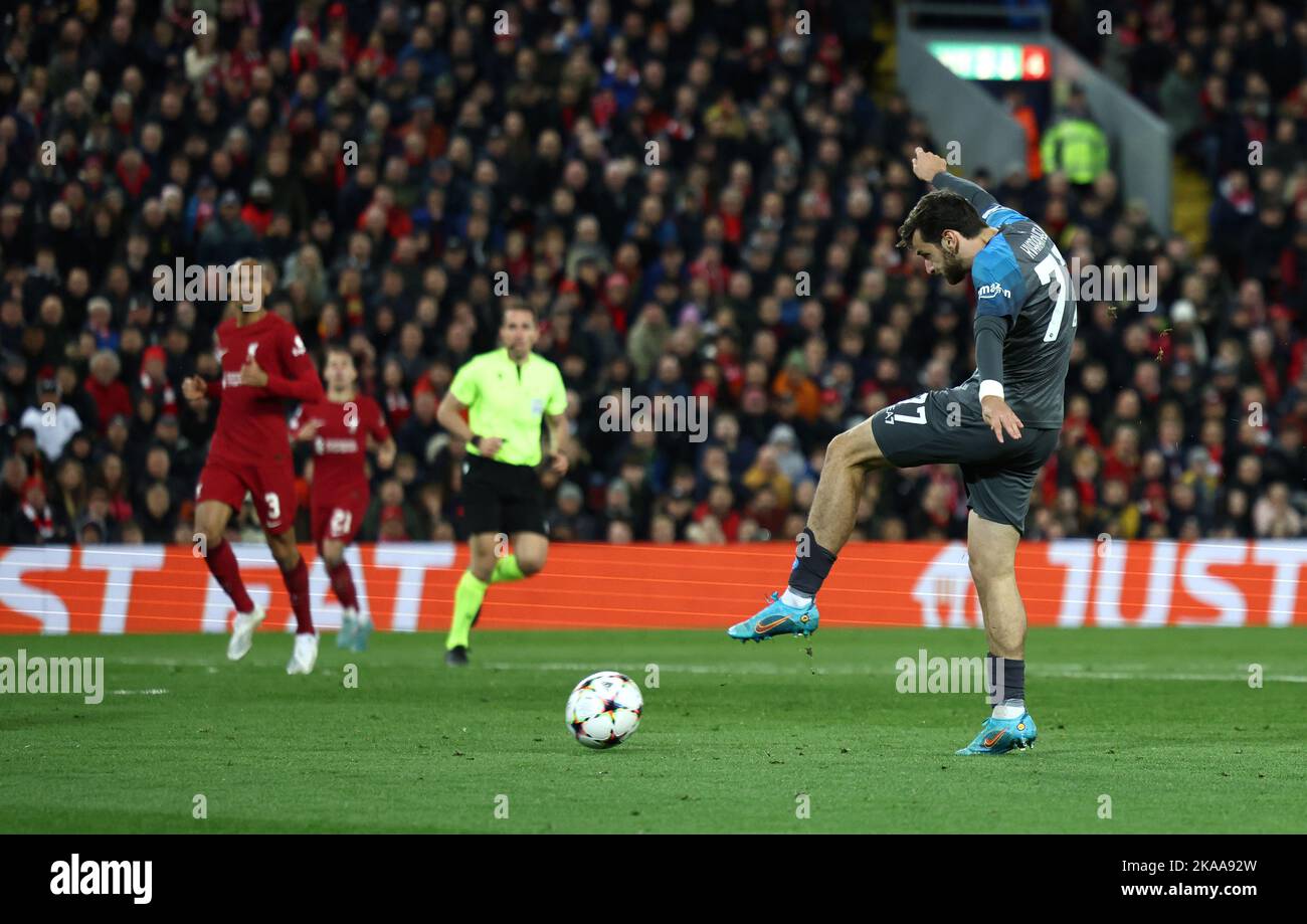 Liverpool, England, 1st November 2022. Khvicha Kvaratskhelia of Napoli ...