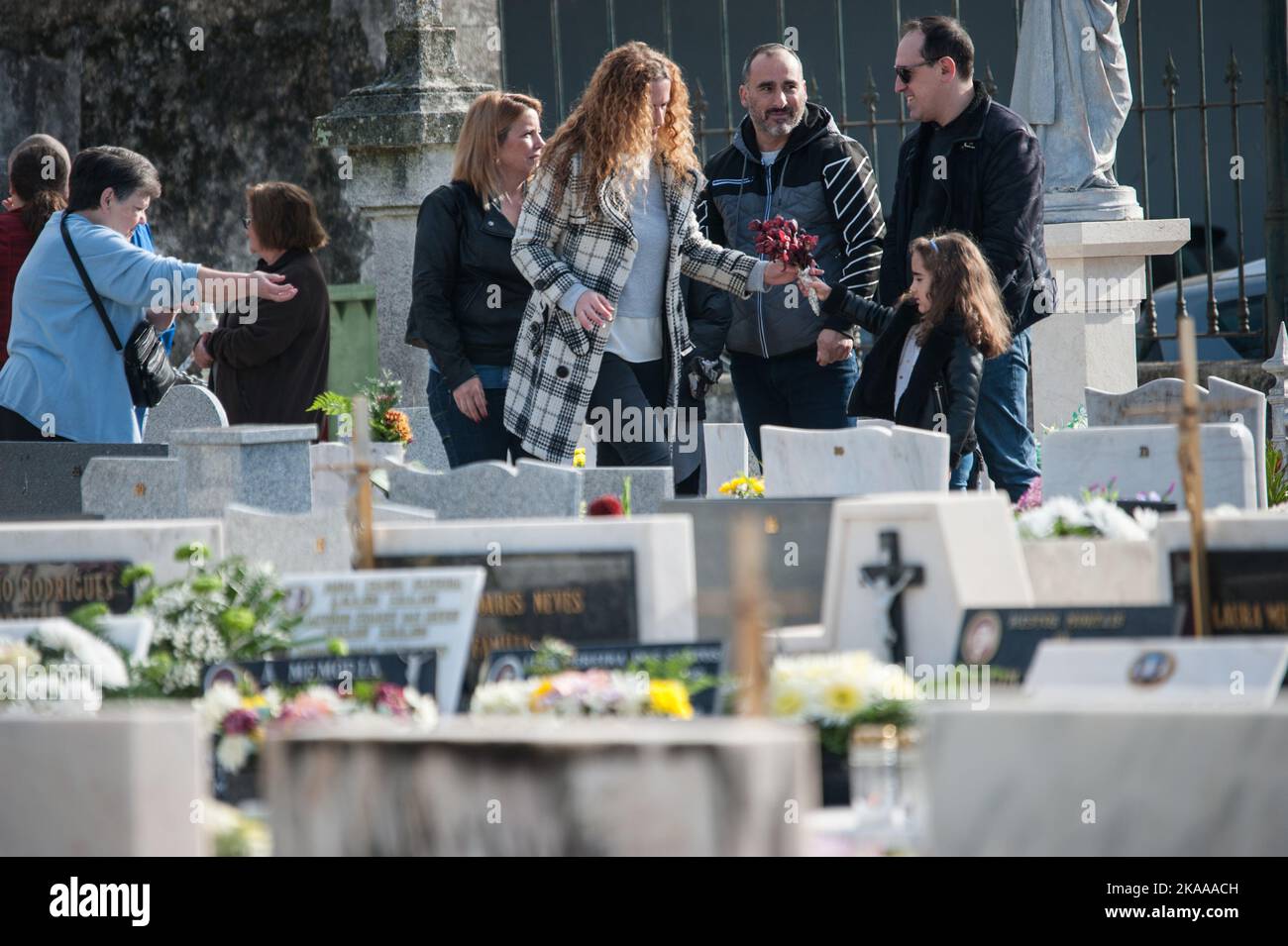 Porto, Portugal. 01st Nov, 2022. Families visit the Lordelo do Ouro ...