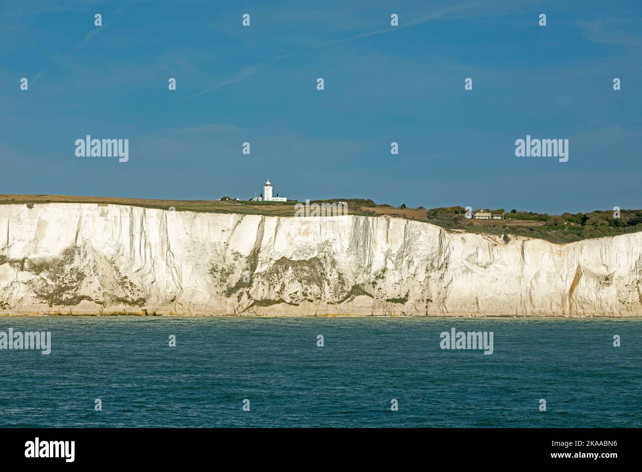 Dover white cliffs leuchtturm hi-res stock photography and images - Alamy
