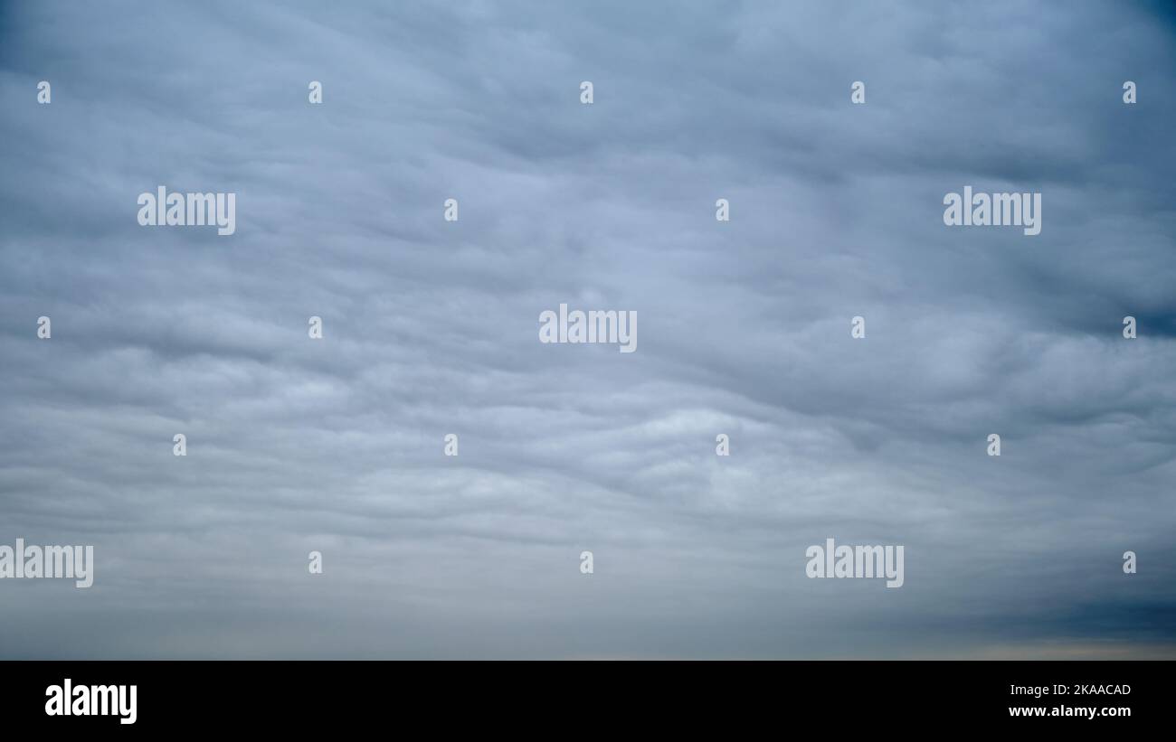 Time lapse motion black rain hi-res stock photography and images - Alamy