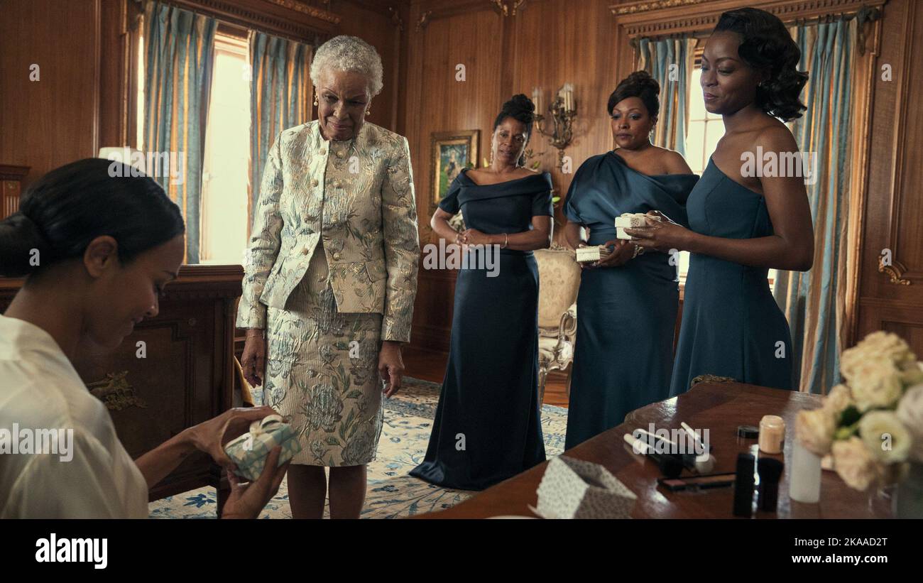 FROM SCRATCH, from left: Zoe Salanda, Greta Sesheta, Judith Scott ...