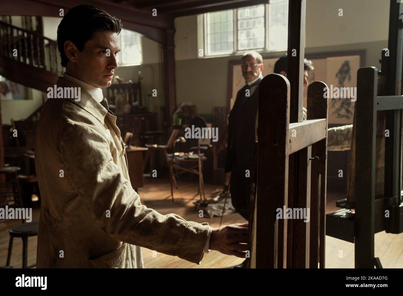 GUILLERMO DEL TORO'S CABINET OF CURIOSITIES, left: Ben Barnes, Pickman ...
