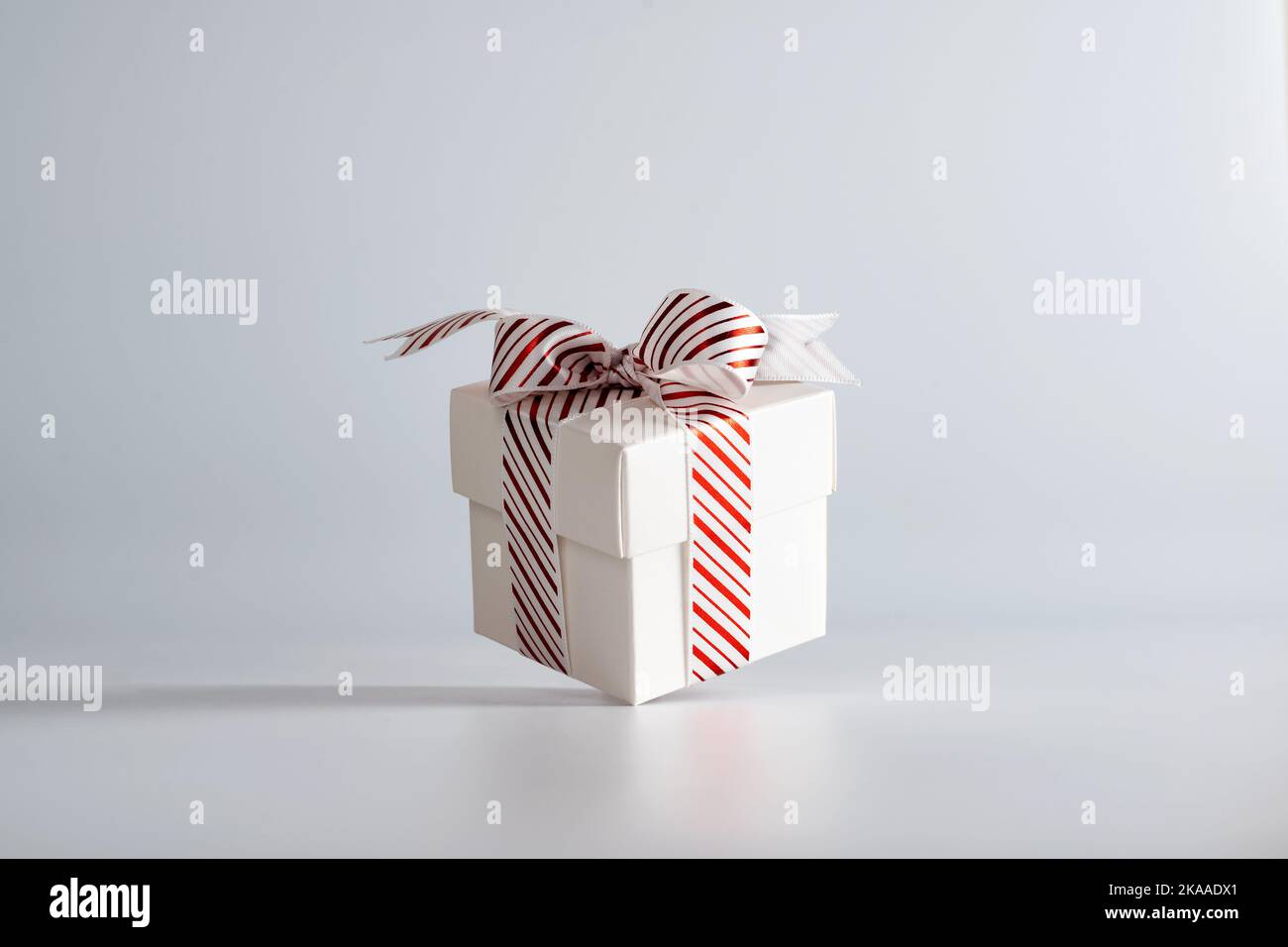 Striped white red gift box hi-res stock photography and images - Alamy