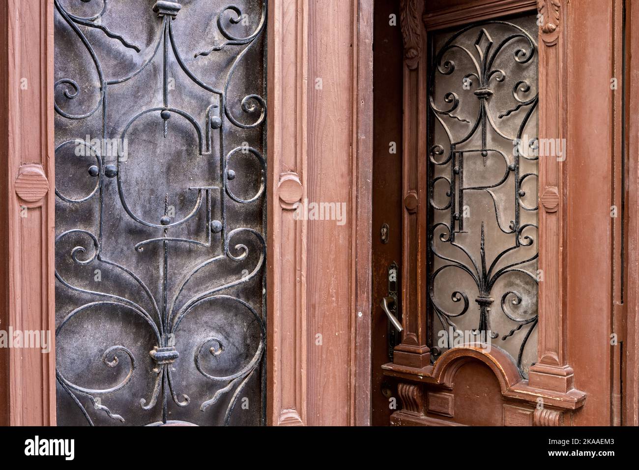 Art inspired design doorway hi-res stock photography and images - Alamy