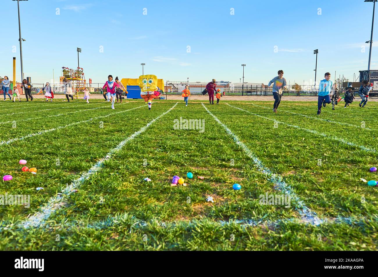 Sponge bob new hi-res stock photography and images - Alamy