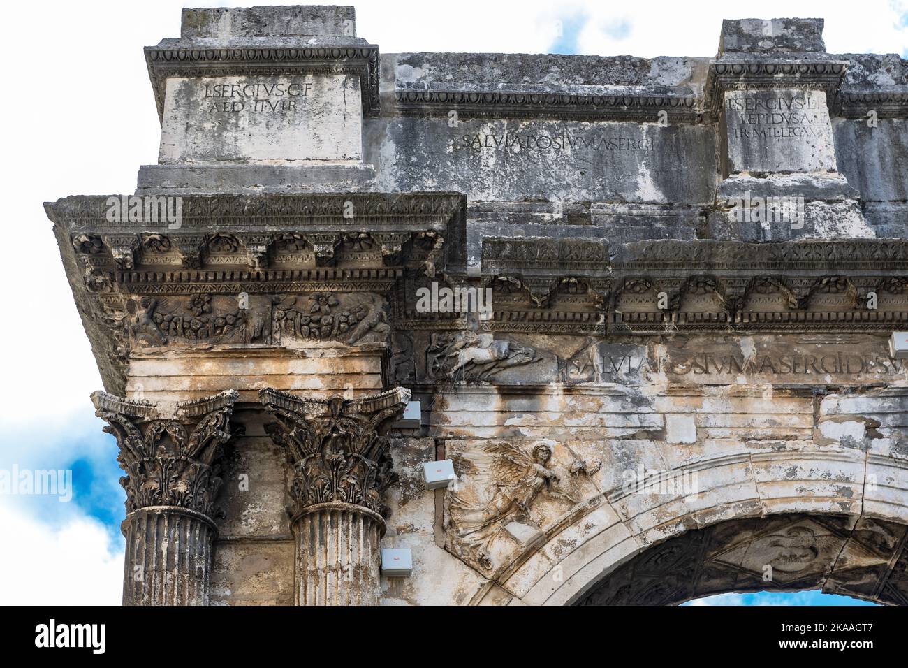 Roman, Arch of the Sergii, Pula, Croatia Stock Photo - Alamy