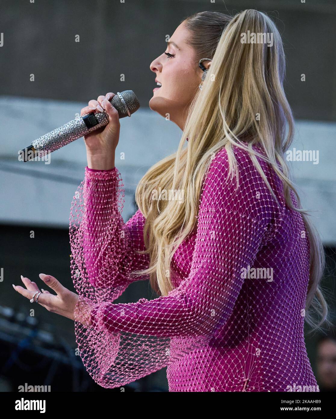 NEW YORK, NY, USA - OCTOBER 21, 2022: Meghan Trainor Performs on NBC's ...