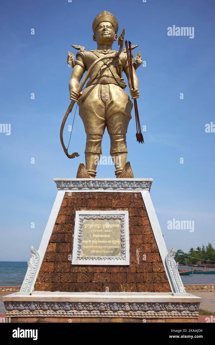 Statue of Sdech Korn (Srei Chettha II) King of Cambodia at the Fishing ...