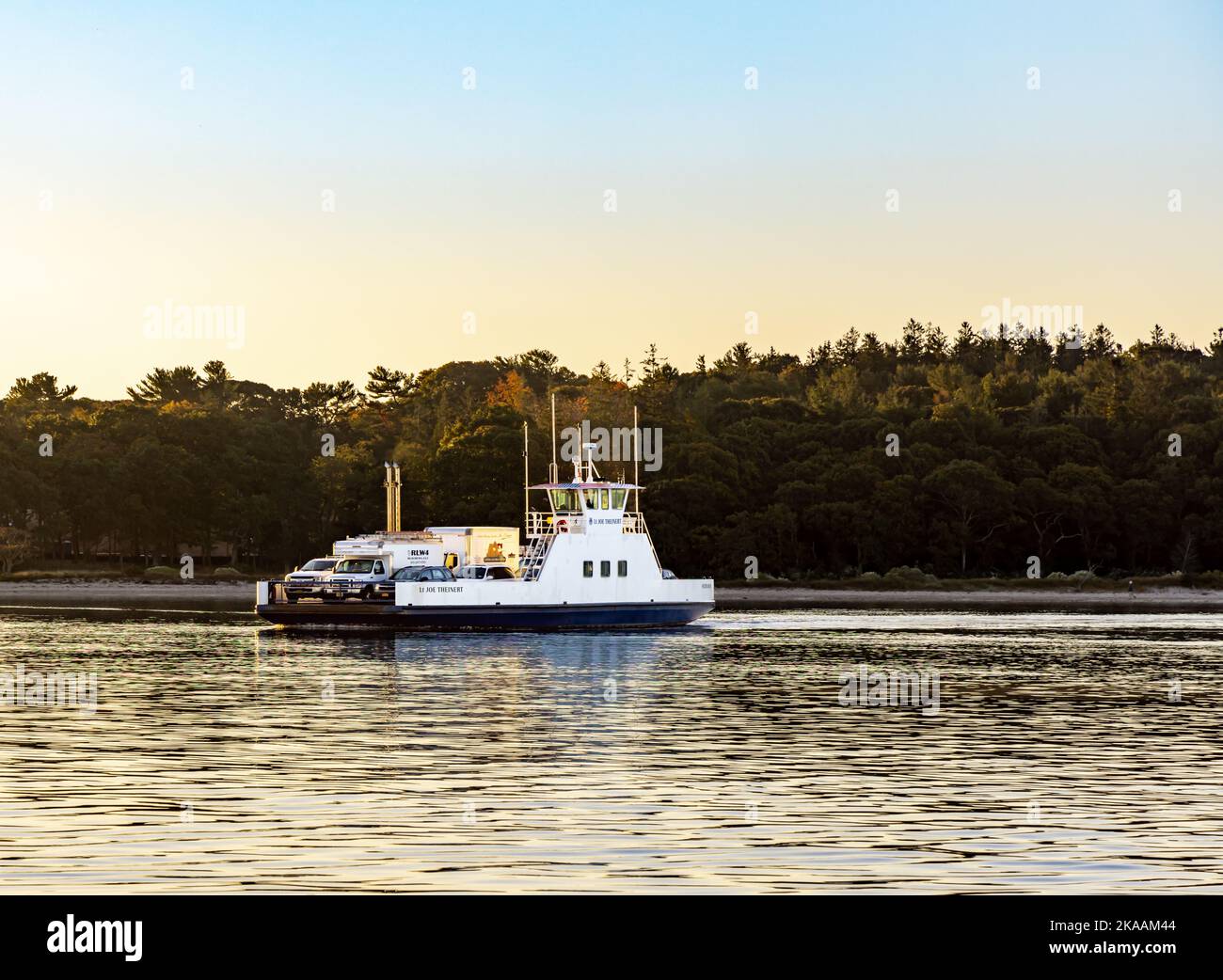 People travel on large ferry hi-res stock photography and images - Alamy