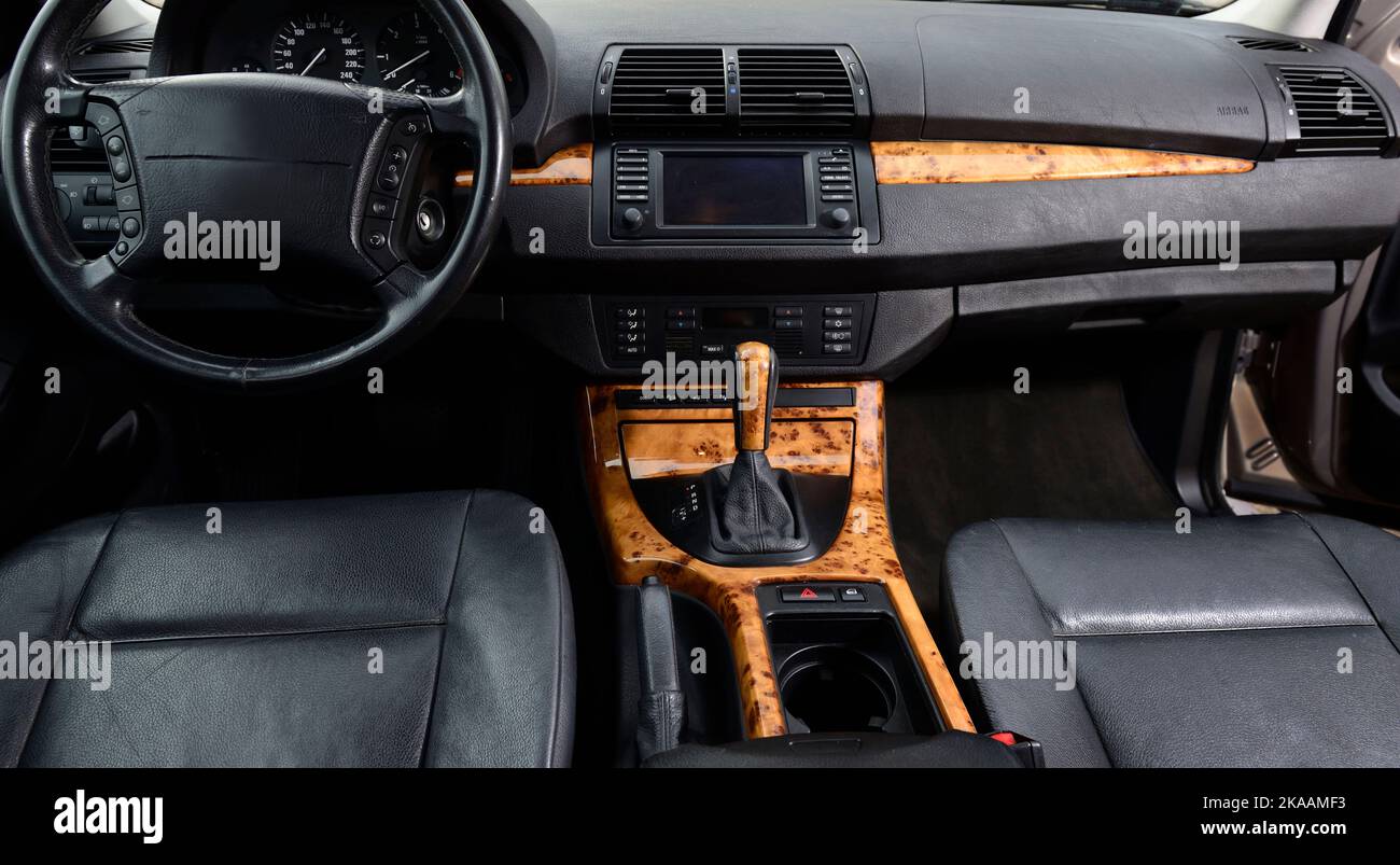 Crew at wheel hi-res stock photography and images - Alamy