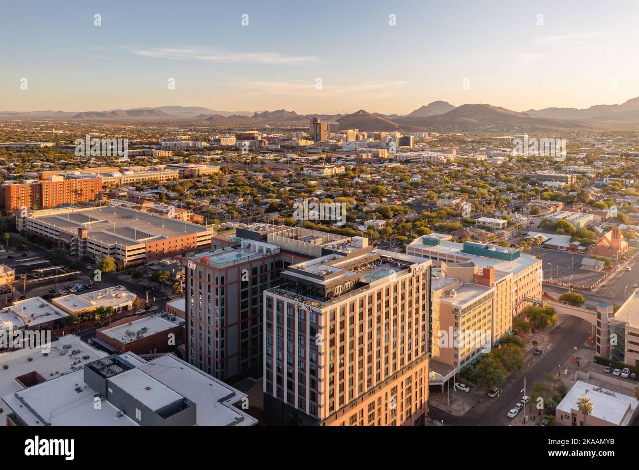 University of arizona campus pool hi-res stock photography and images ...