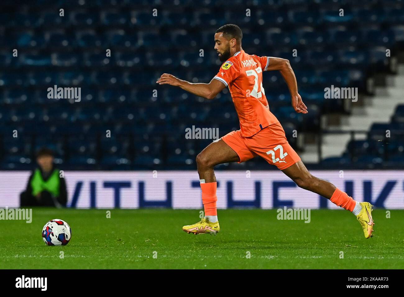 CJ Hamilton #22 of Blackpool makes a break with the ball during the Sky ...