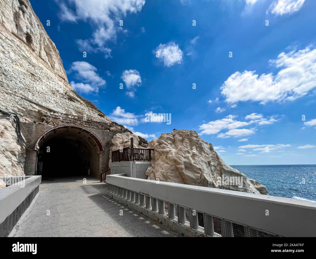 Empty asphalt road near sea hi-res stock photography and images - Alamy