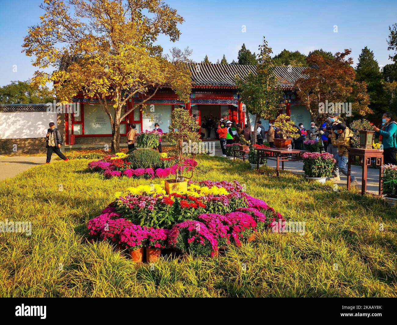 The autumn scenery of Beihai Park is particularly beautiful, Beijing ...