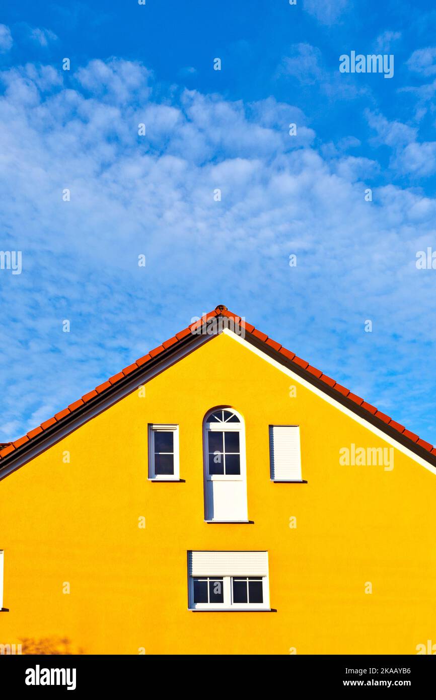 generic family home in suburban area with blue sky Stock Photo - Alamy
