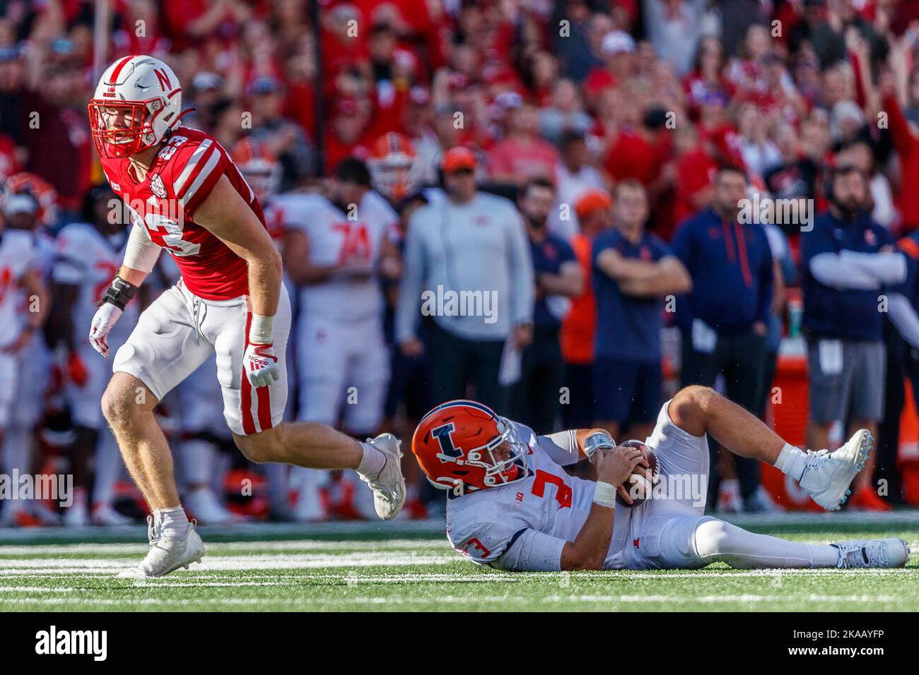 October 29, 2022 - Lincoln, NE. U.S. Nebraska Cornhuskers defensive ...