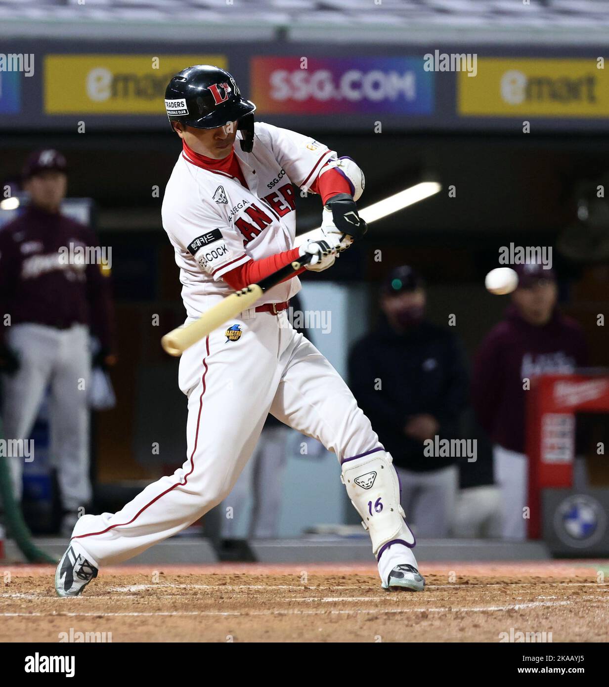 02nd Nov, 2022. Baseball: 2022 Korean Series Kim Sung-hyun of the SSG ...