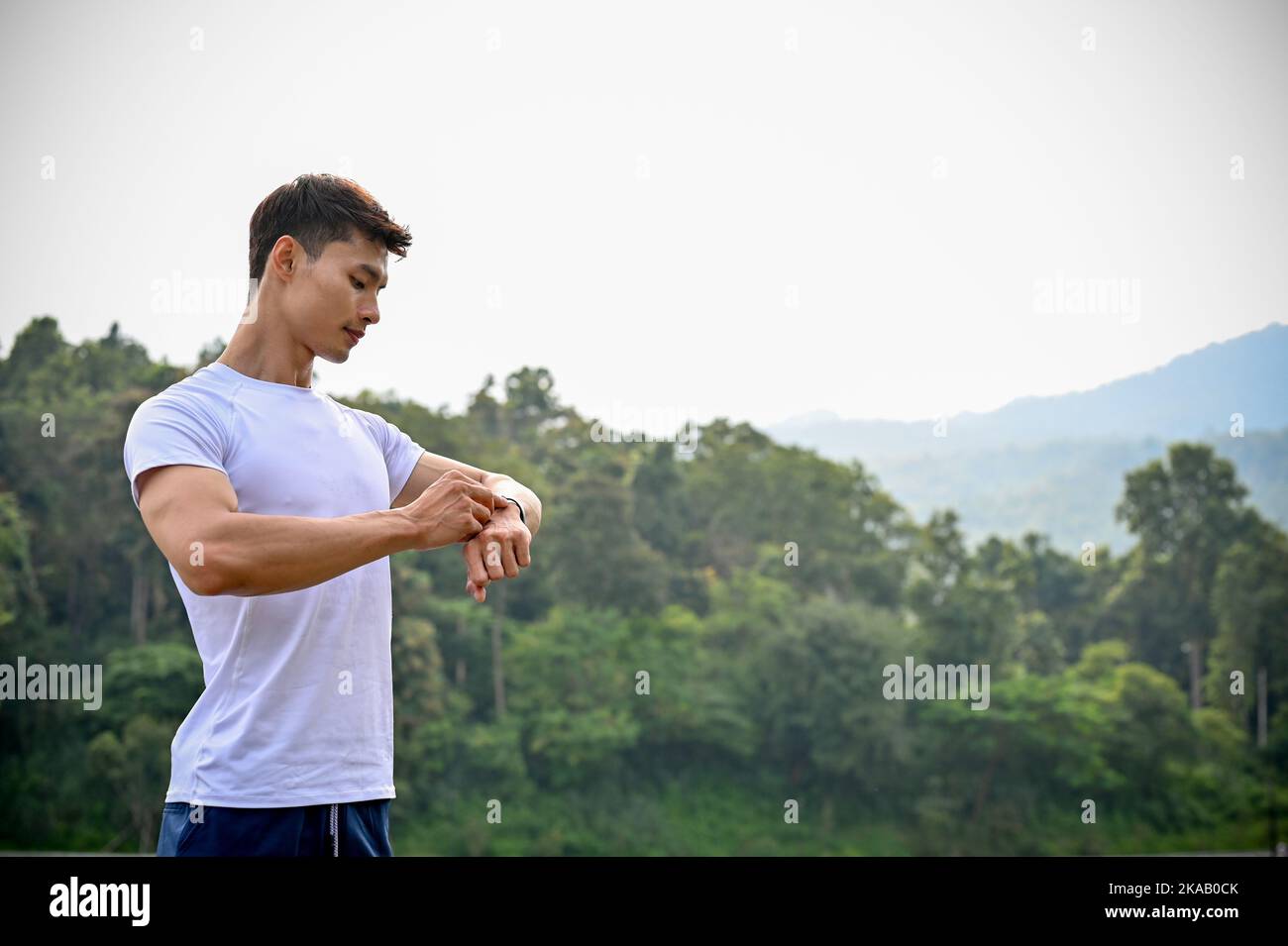 Counting miles hi-res stock photography and images - Alamy