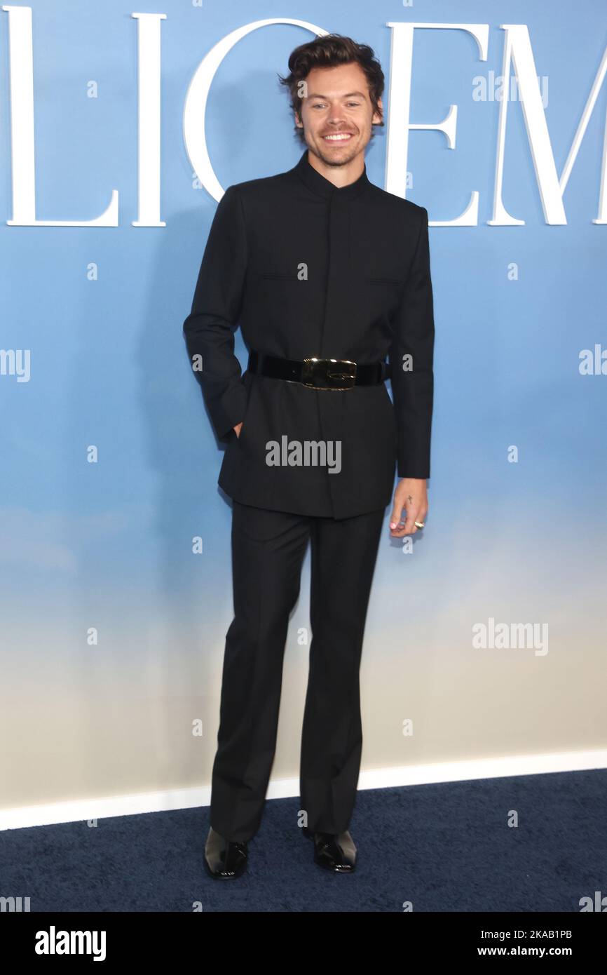 Harry styles premiere hi-res stock photography and images - Alamy