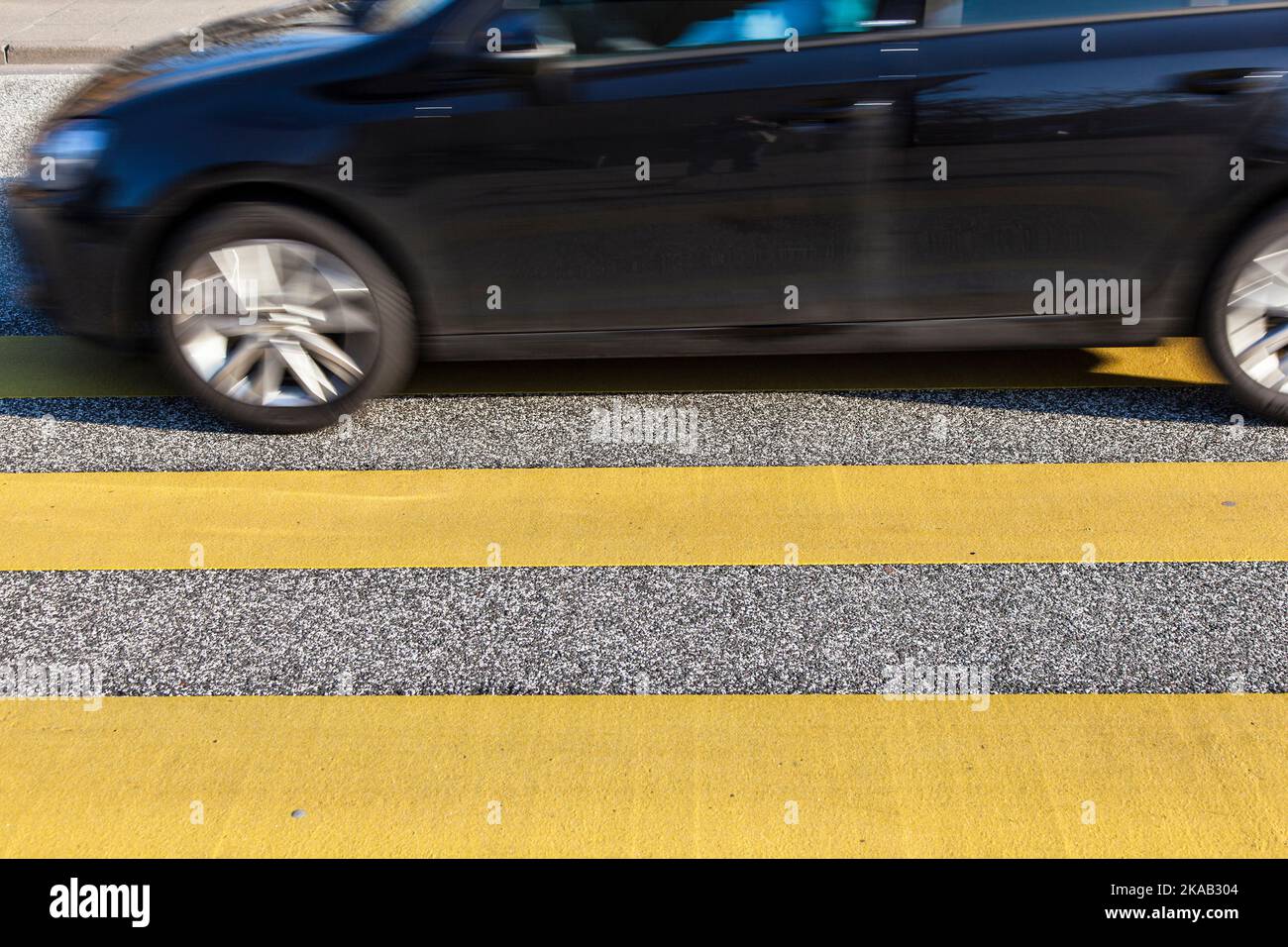 pedestrian crossing in yellow Stock Photo - Alamy
