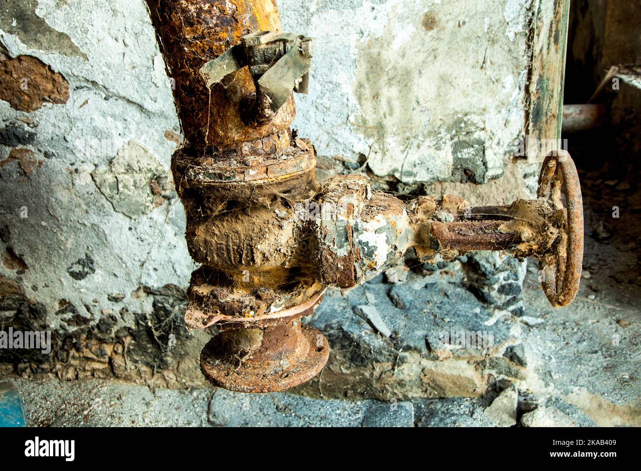rusty machine in old rotten refinery station Stock Photo - Alamy