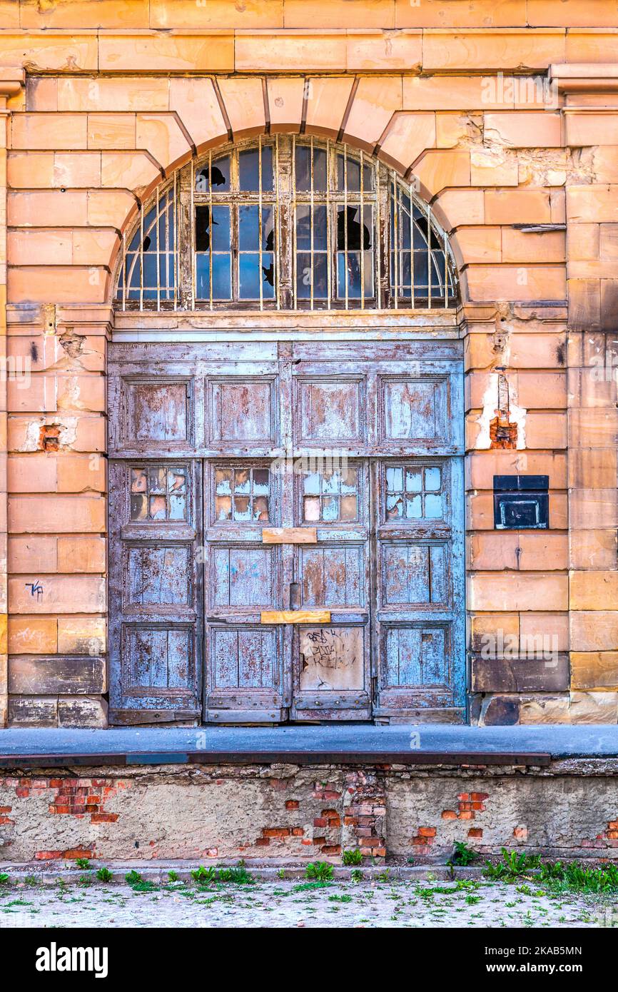 Facade red brick barracks hi-res stock photography and images - Alamy