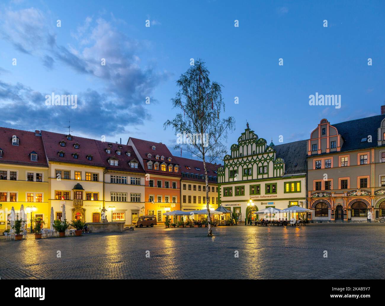 City view of Weimar by night, Thuringia, Germany Stock Photo - Alamy