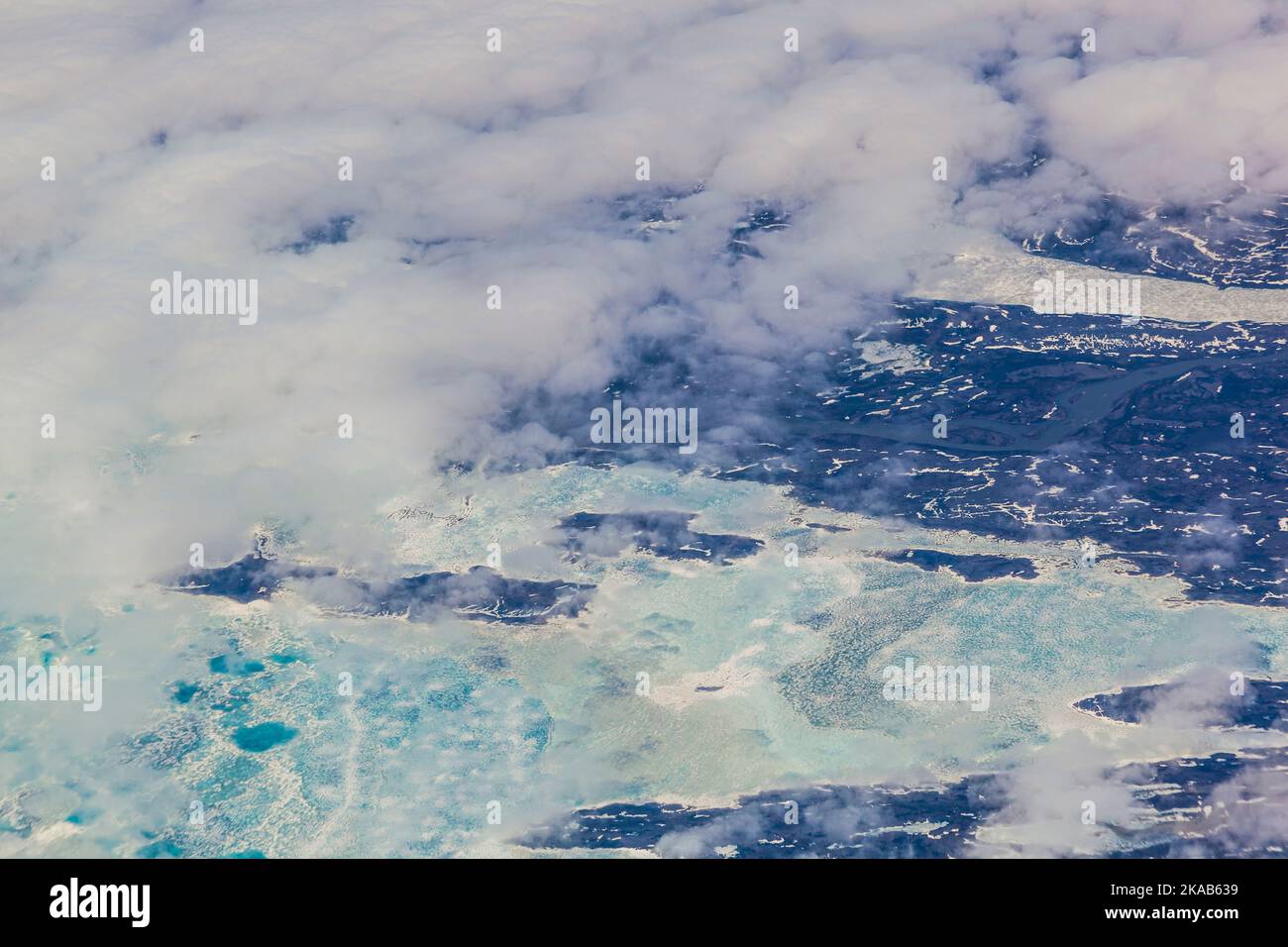 sheet of ice floating on the arctic ocean Stock Photo - Alamy