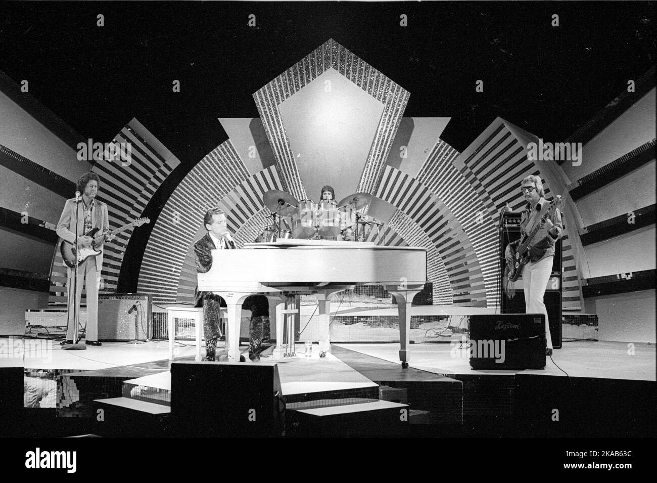 The midnight special rock show hi-res stock photography and images - Alamy