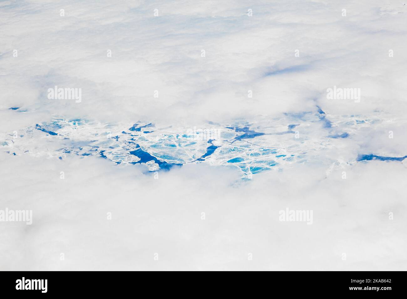 sheet of ice floating on the arctic ocean Stock Photo - Alamy