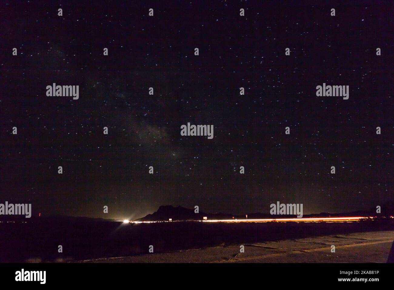 Car driving desert freeway hi-res stock photography and images - Alamy