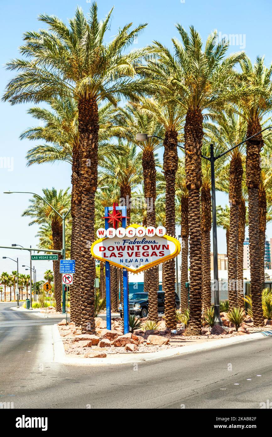 Downtown Las Vegas welcome sign at the strip Stock Photo - Alamy