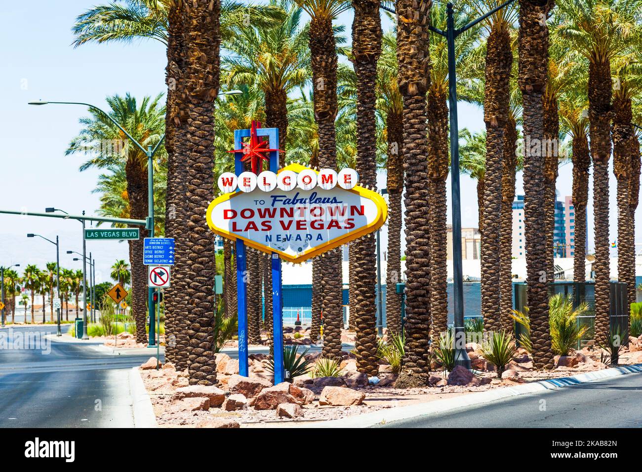 Downtown Las Vegas welcome sign at the strip Stock Photo - Alamy