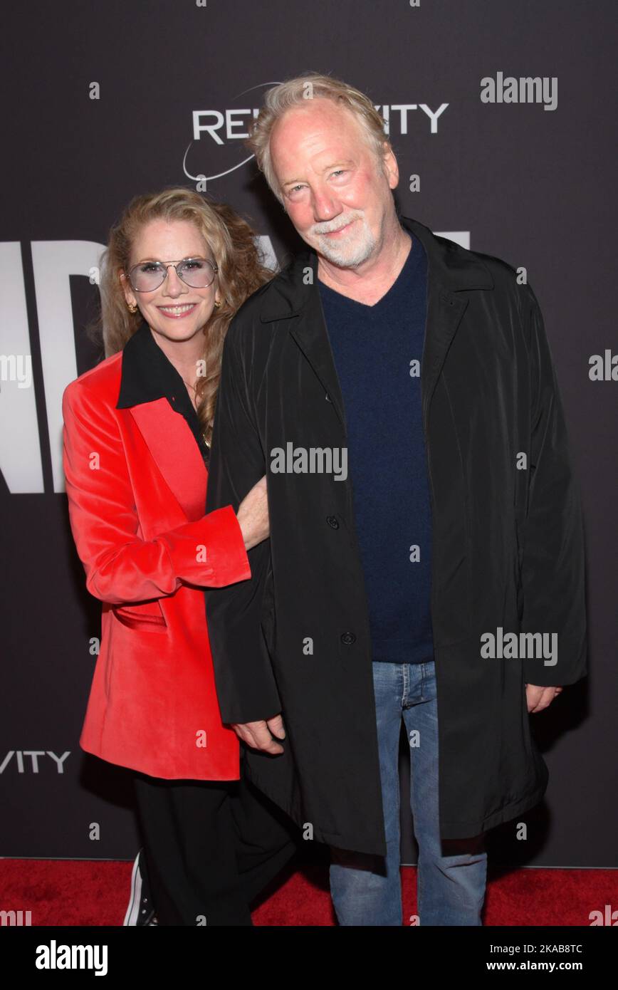 New York, USA. 01st Nov, 2022. Melissa Gilbert and Timothy Busfield ...