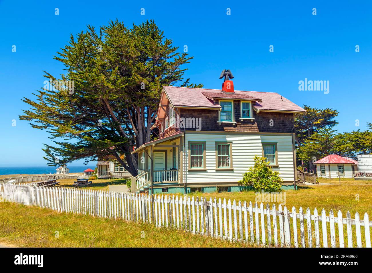 historic home of lightkeeper of Point Cabrillo Lighthouse Stock Photo ...