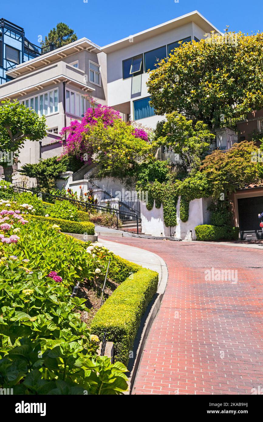 View of Lombard Street, the crookedest street in the world, San ...