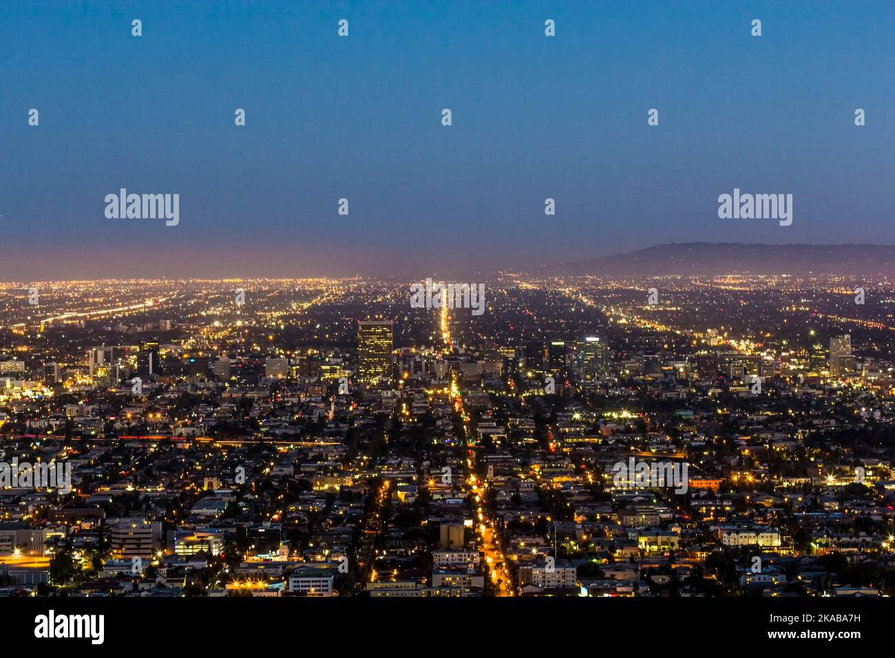Los angeles night valley view hi-res stock photography and images - Alamy
