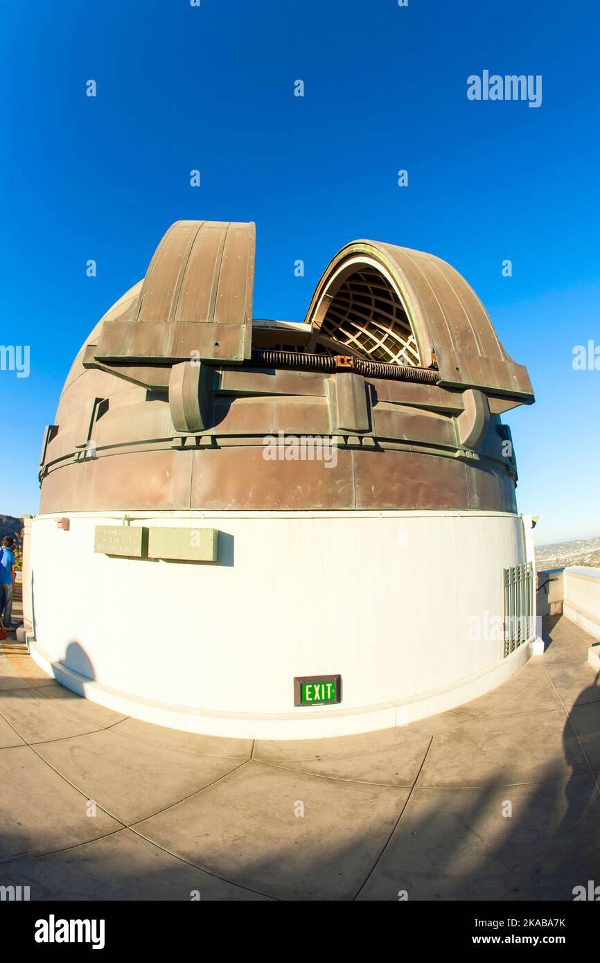 famous Griffith observatory in Los Angeles under blue sky Stock Photo ...